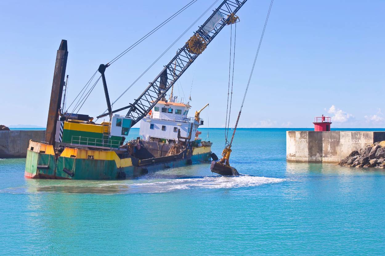 Maintenance Dredging: Ensuring Clear and Safe Waterways