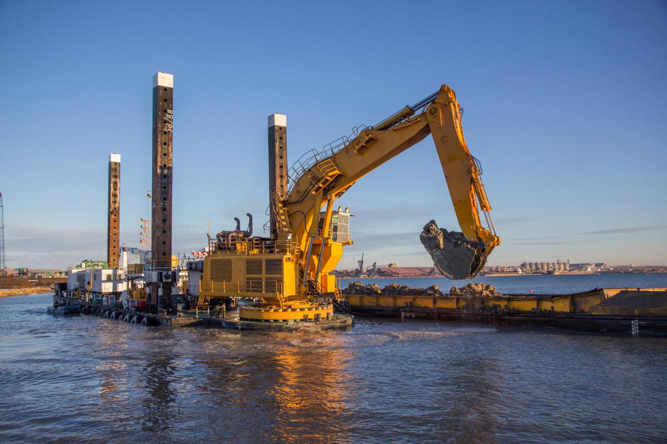 What Is a Dredge Barge? Full Guide & Functions
